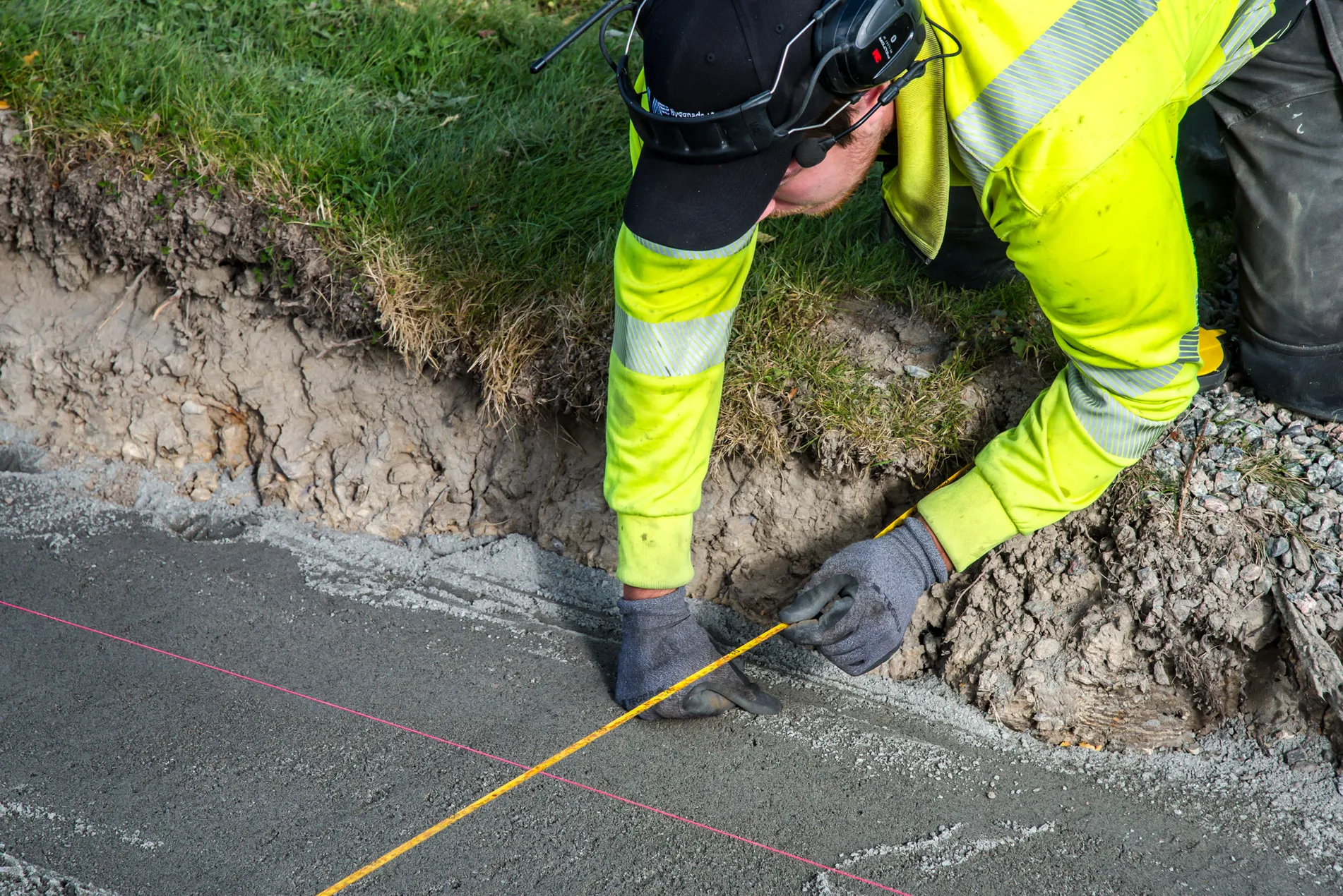 Ordna tomten – dränera, fixa parkering och öka trivseln